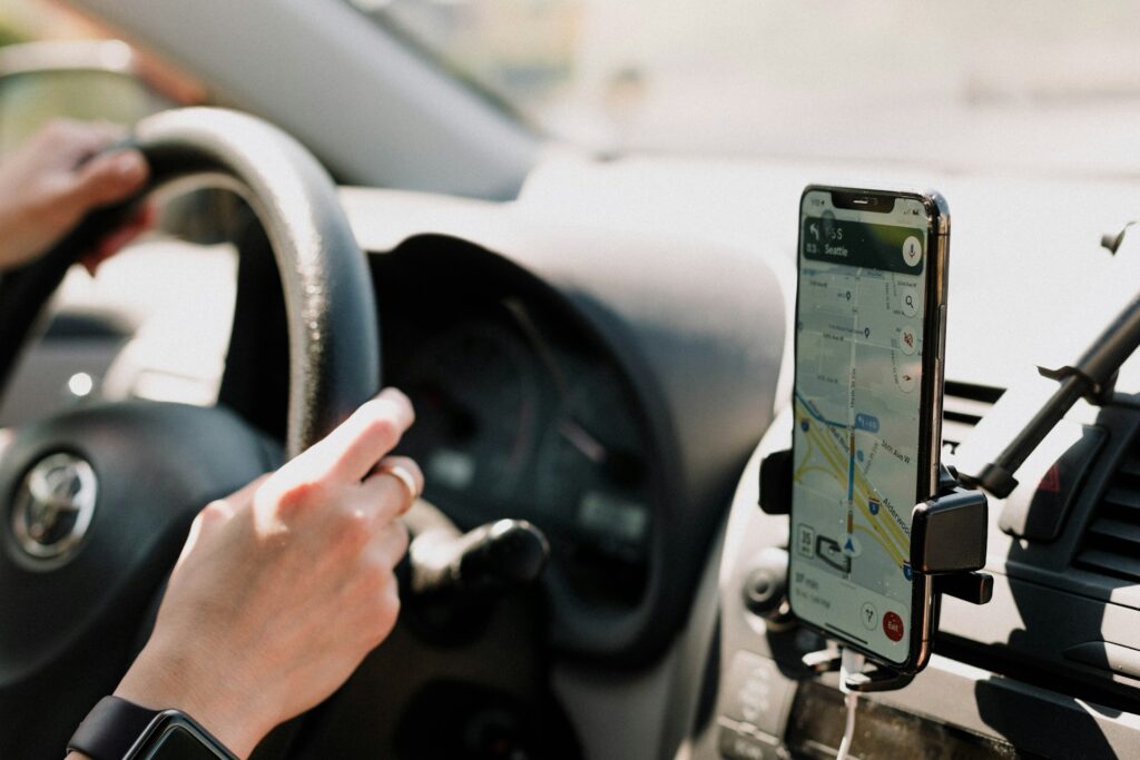 Vietnam ride-hailing market 2025: Competition between Xanh SM, Grab ...