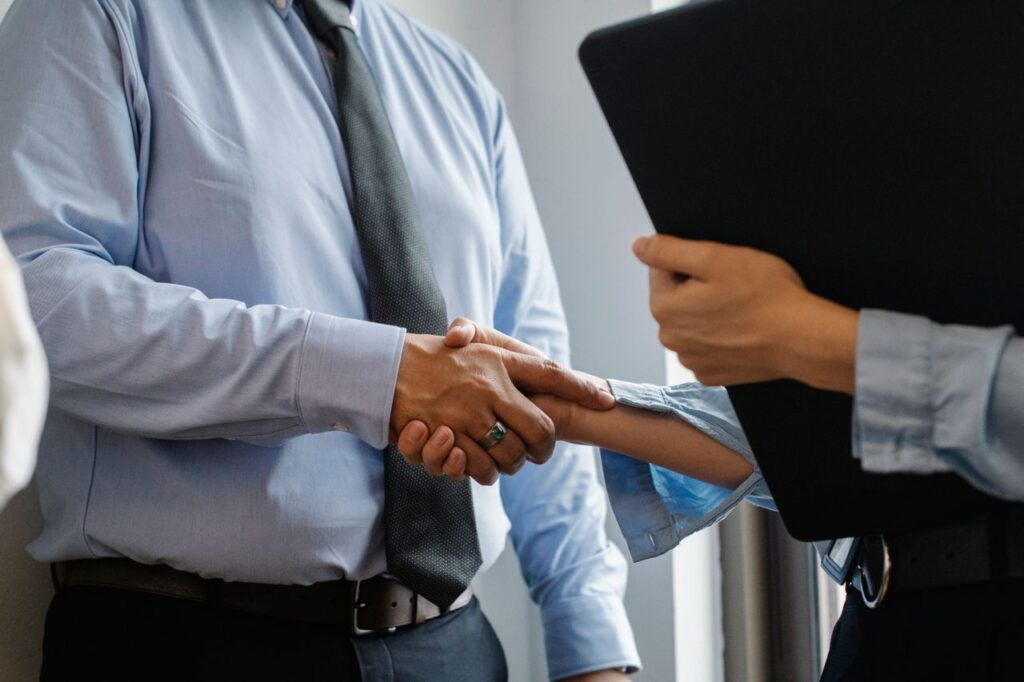 How foreign investors can find reliable local business partners in ...